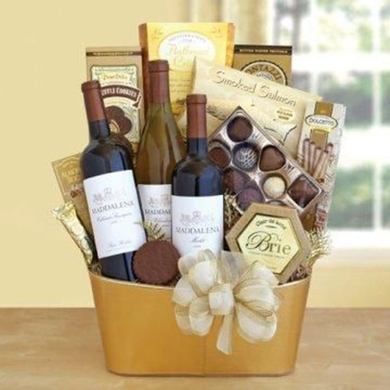 49 Stylish DIY Wine Gift Baskets Ideas – HOMYSTYLE